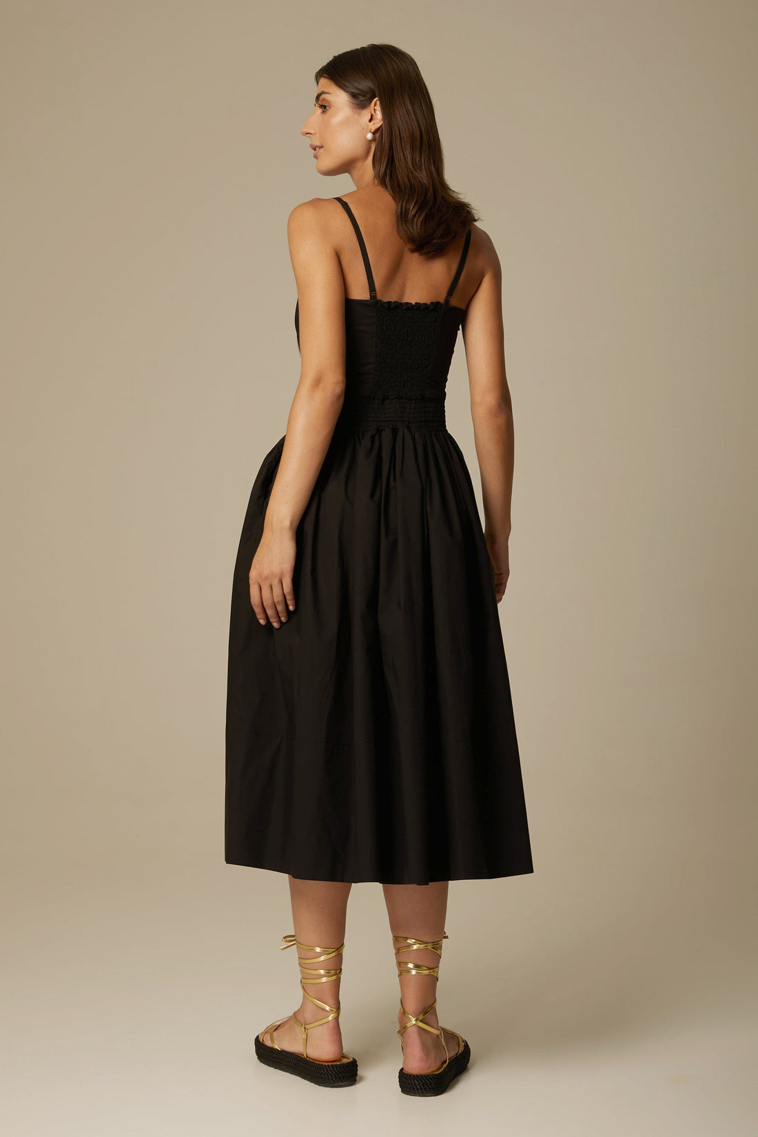 SANTICLER dresses are timeless pieces for a sustainable wordrobe ...